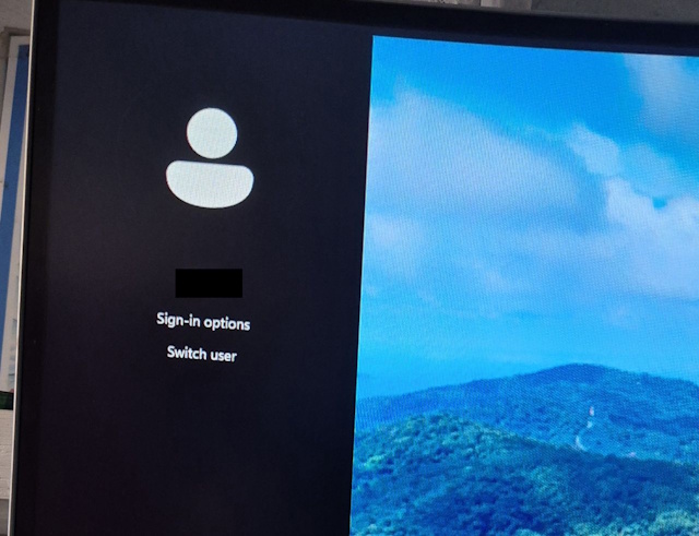Lockscreen color | Microsoft Community Hub