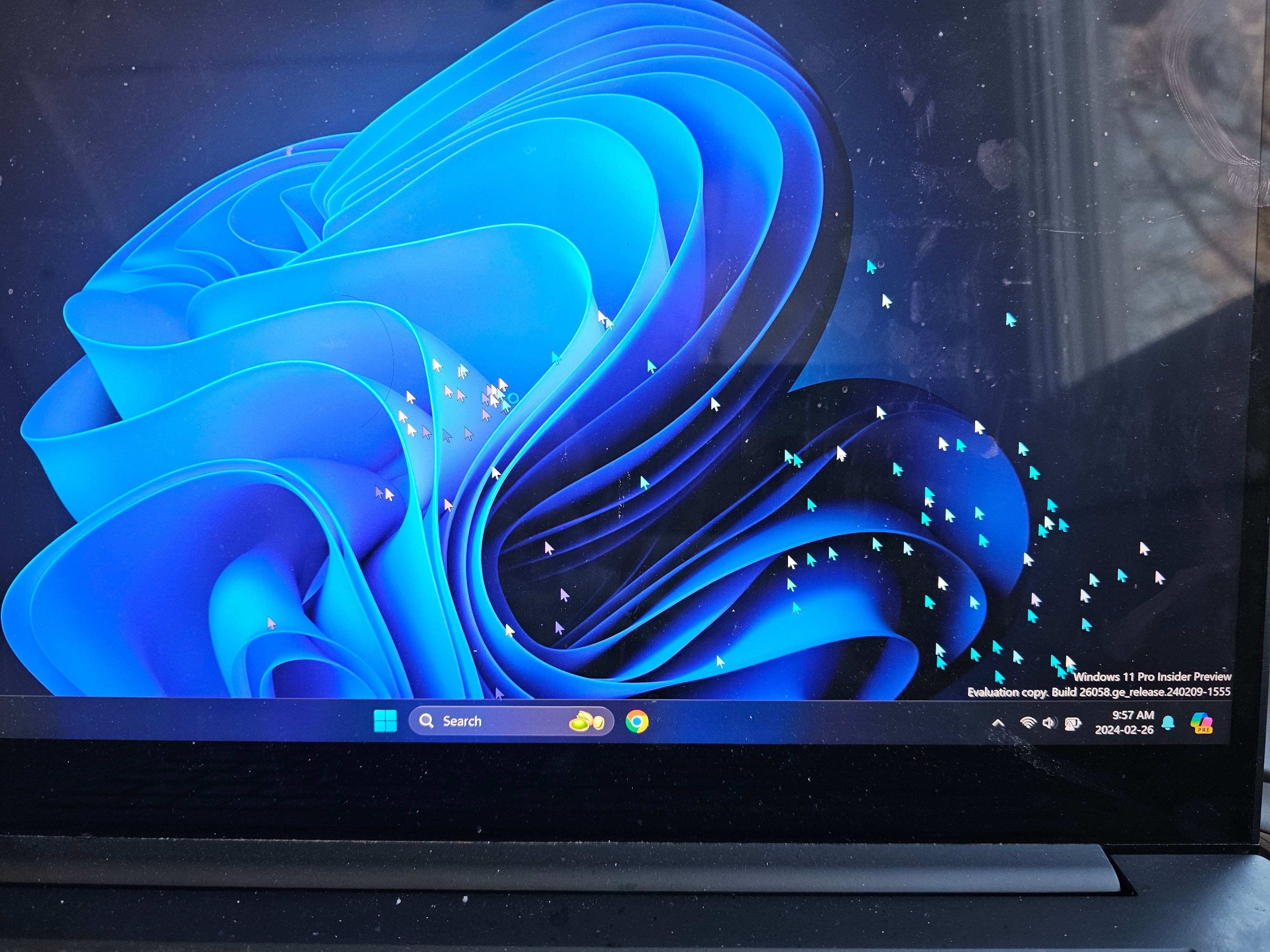 Mouse cursor trail staying on screen | Microsoft Community Hub