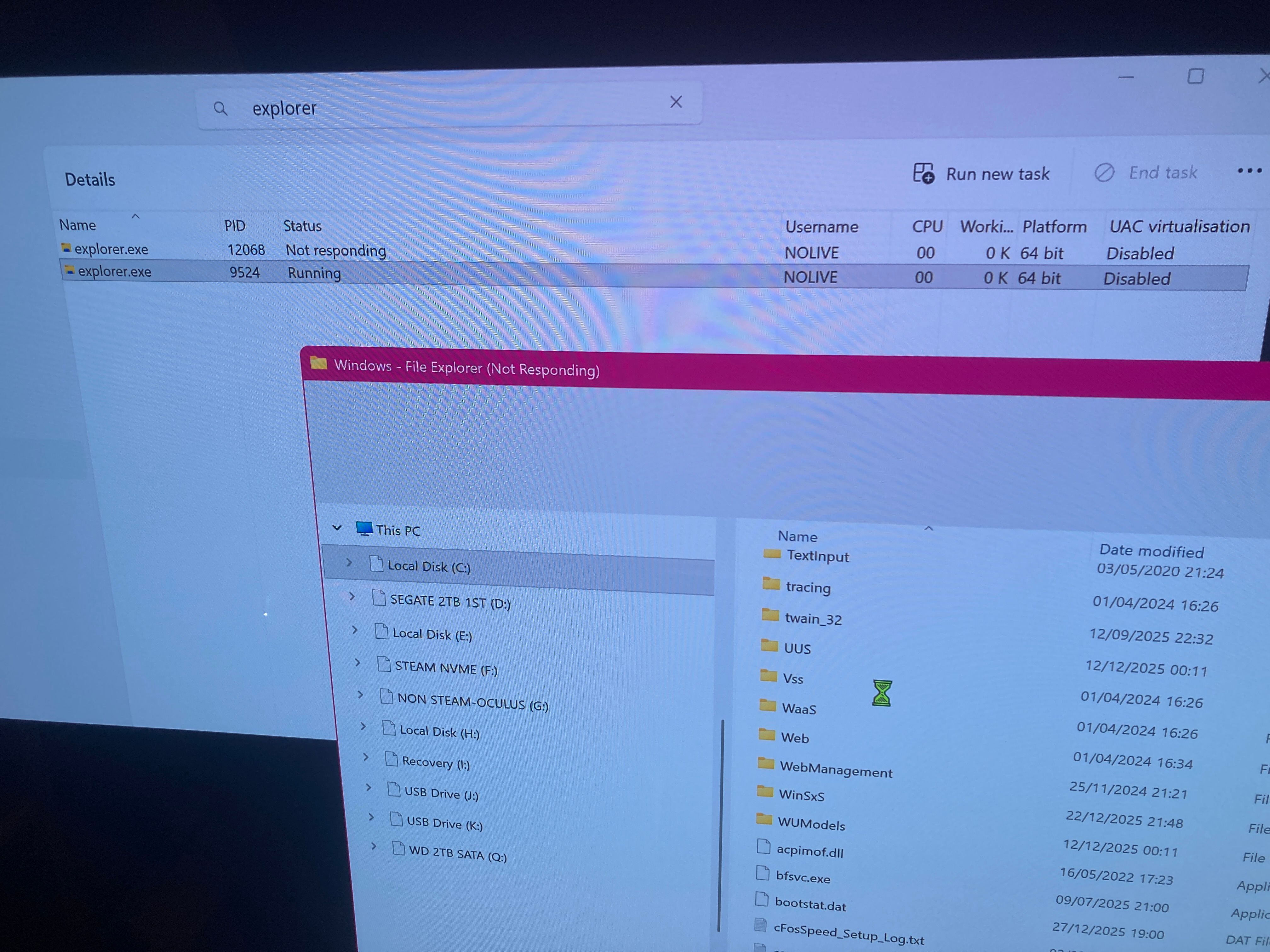 W11 Black screen on Desktop. Explorer issue | Microsoft Community Hub