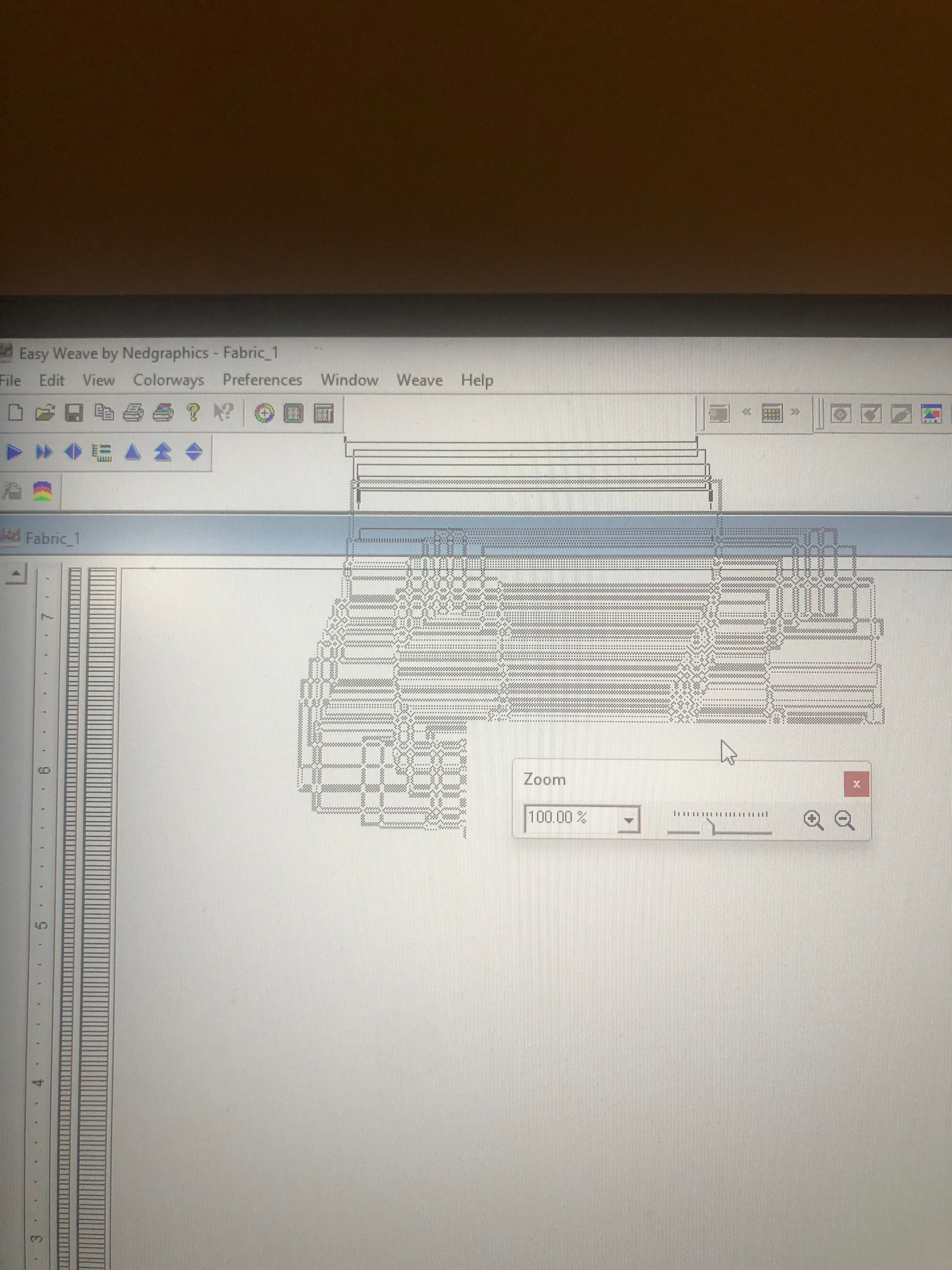 Windows 11 has the Windows 10 1709 toolbars leaving trails on screen ...