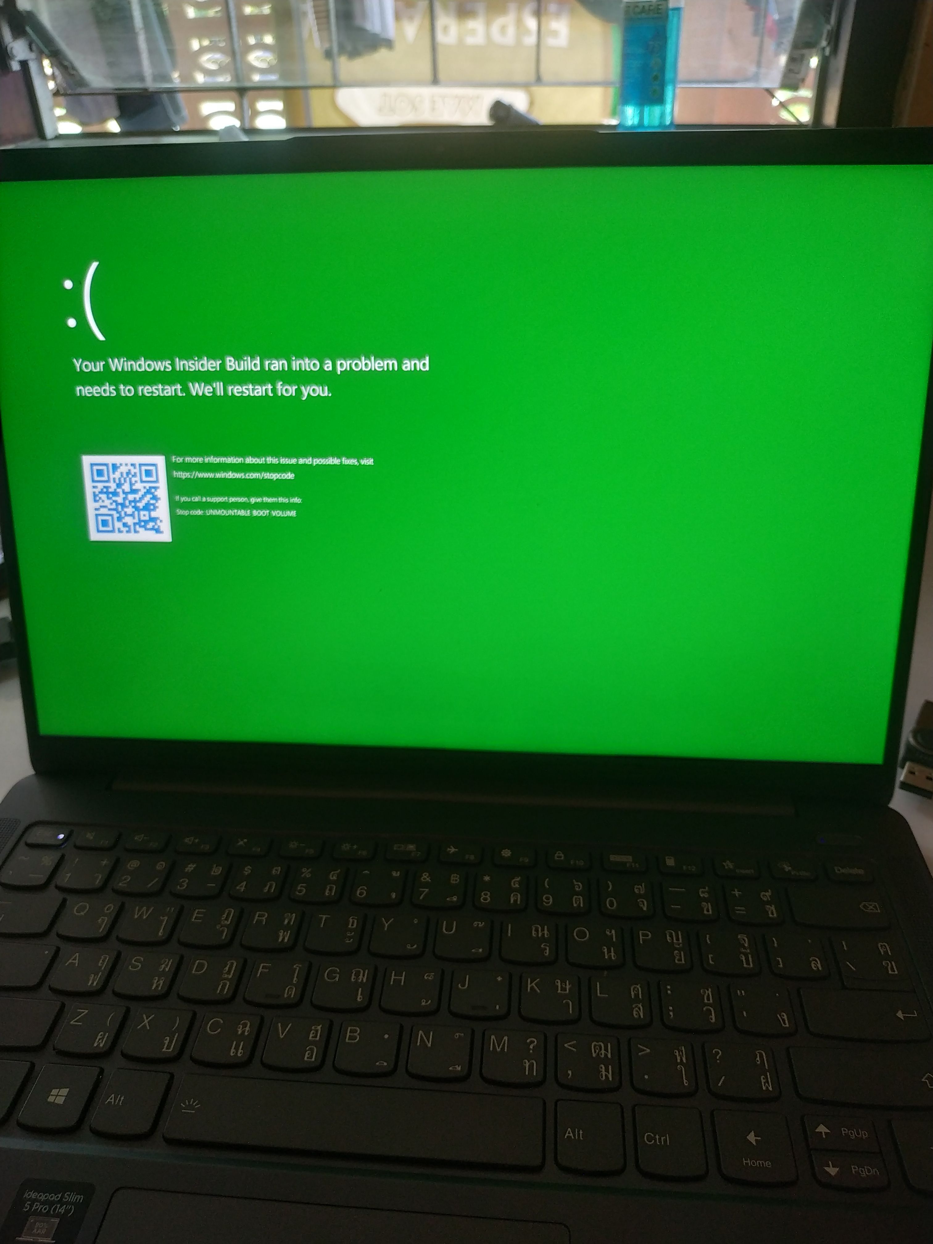 Your windows insider build ran into problem with several error ...