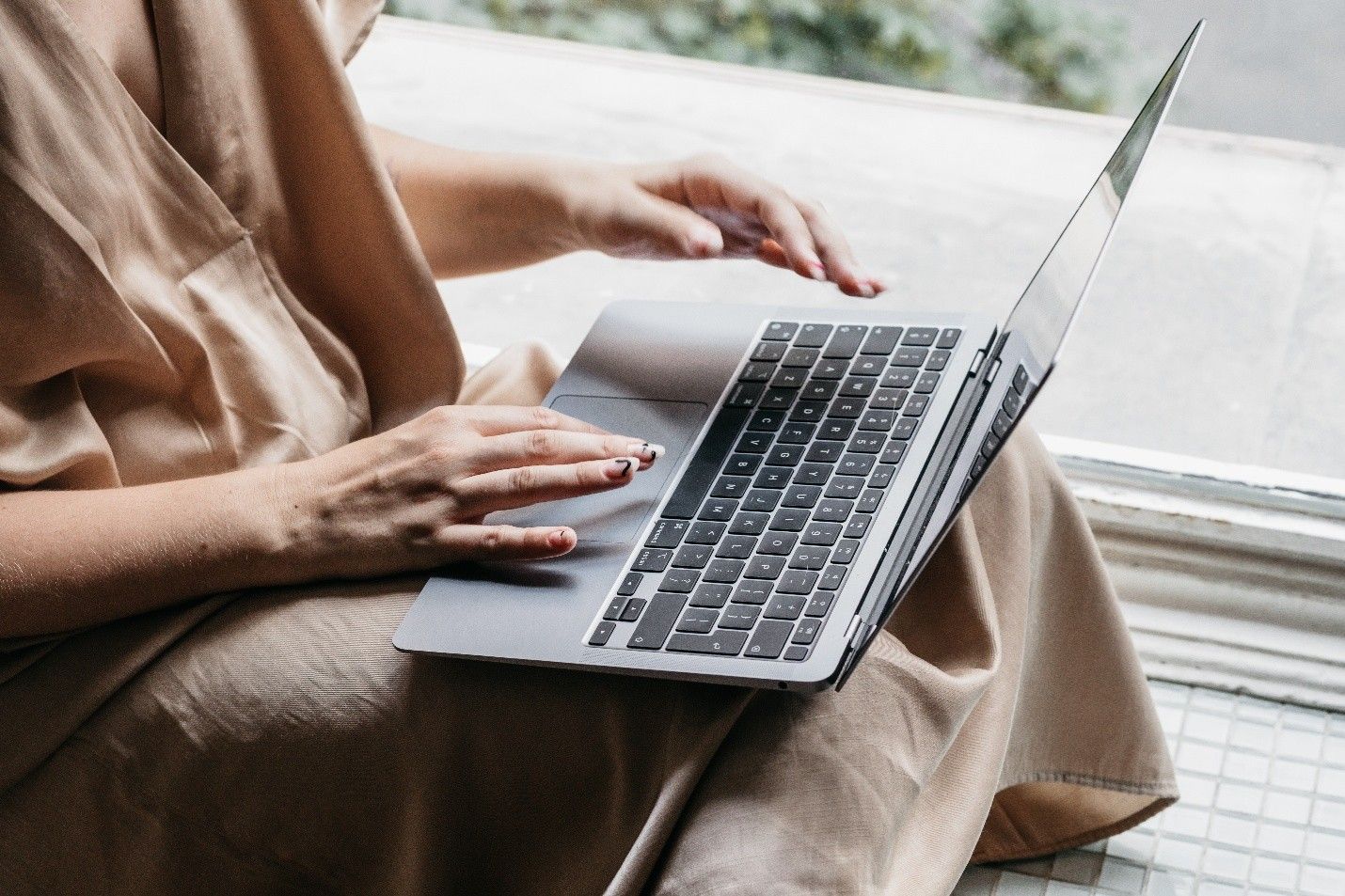 Customize authentication experiences and URL domains for external apps | Microsoft Community Hub